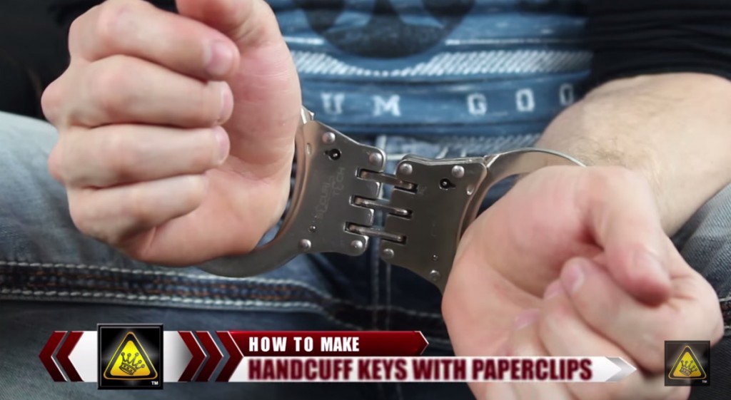 How To Escape Handcuffs In 5 Seconds Using Nothing But Paperclip. He is ...
